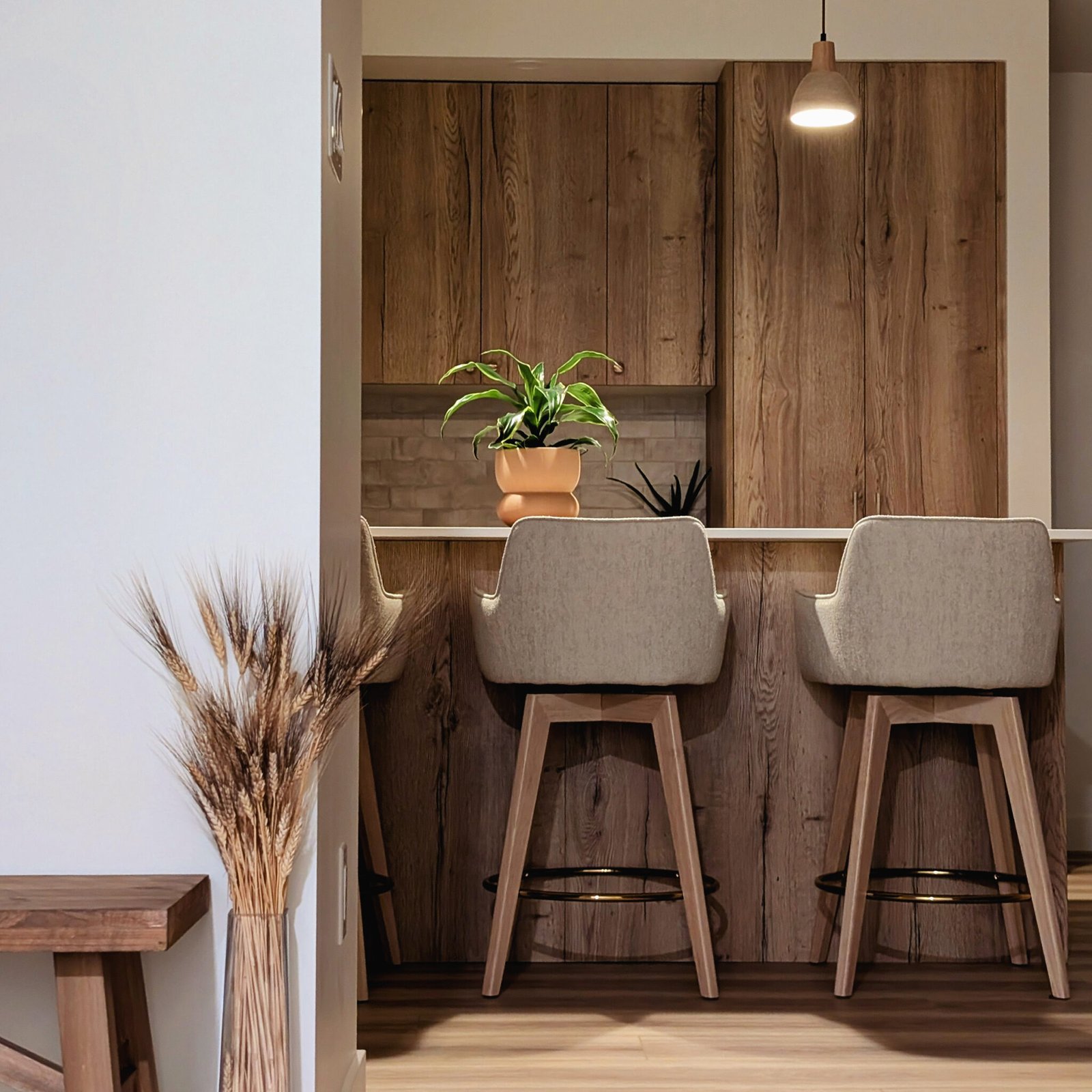 Choosing Cabinet Materials: TFL and UV Lacquer